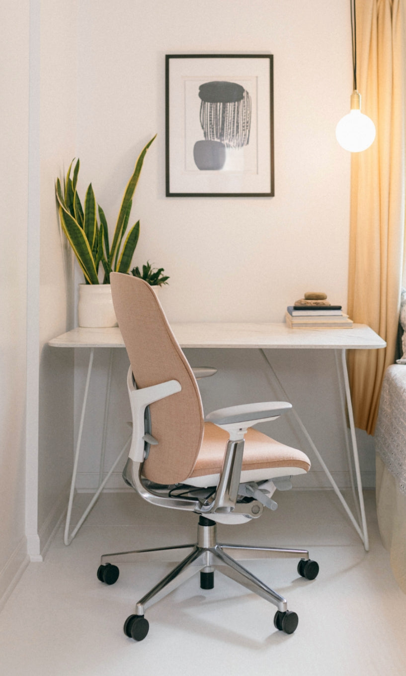 Market Wire Frame Desk