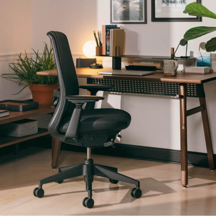 Soji Mesh and Leather Office Chairs | Haworth Store